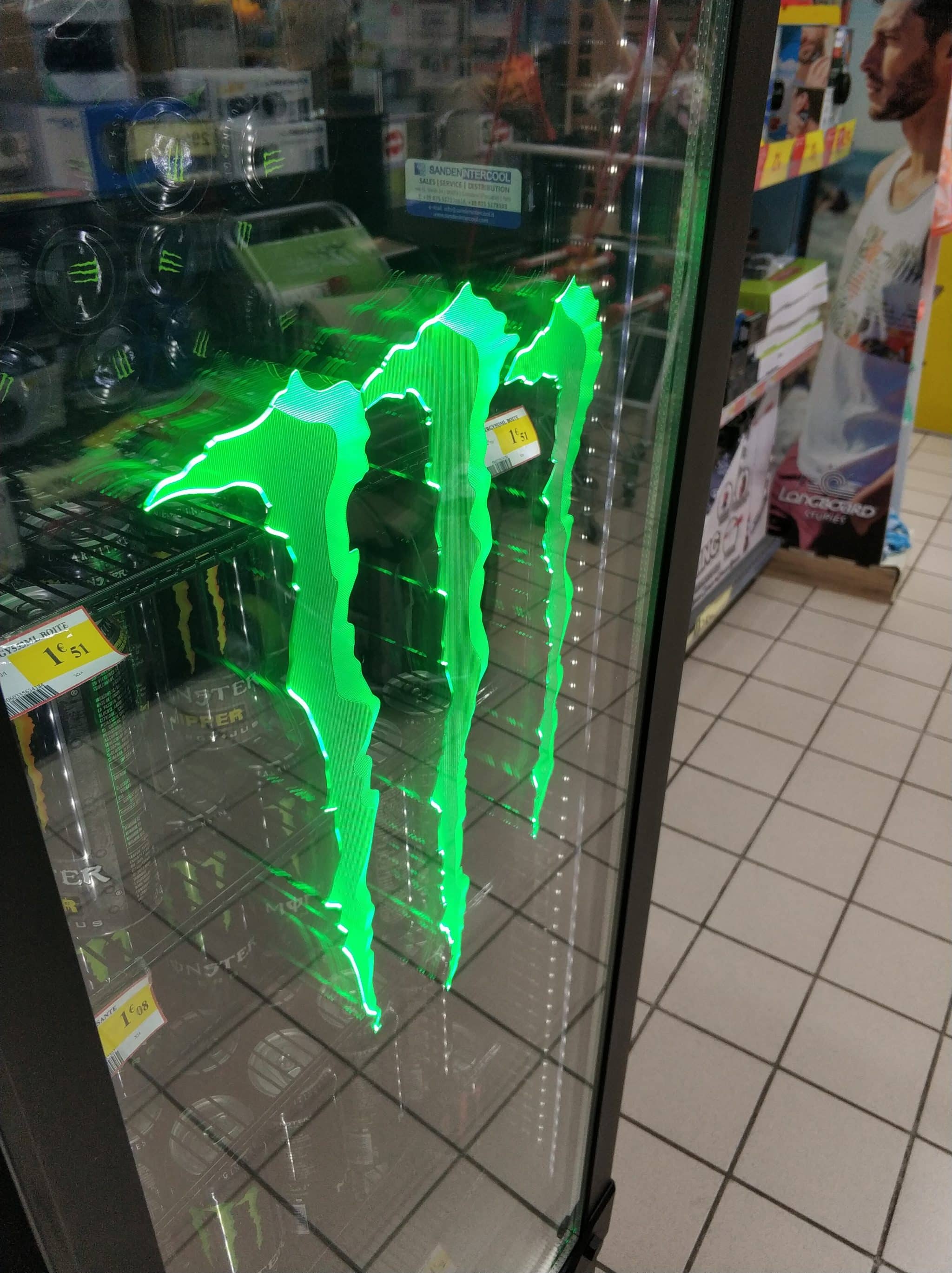 Branded Mini Fridge Ideas: Top 5 Branding Advantages To Leverage On