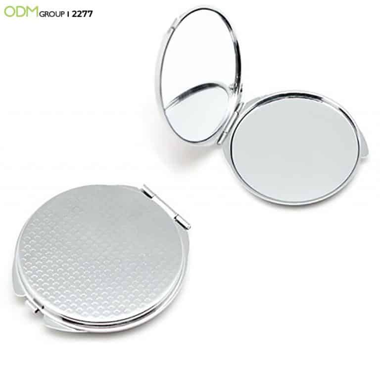 What Makes Custom Pocket Mirror A Suitable Promotional Gift?