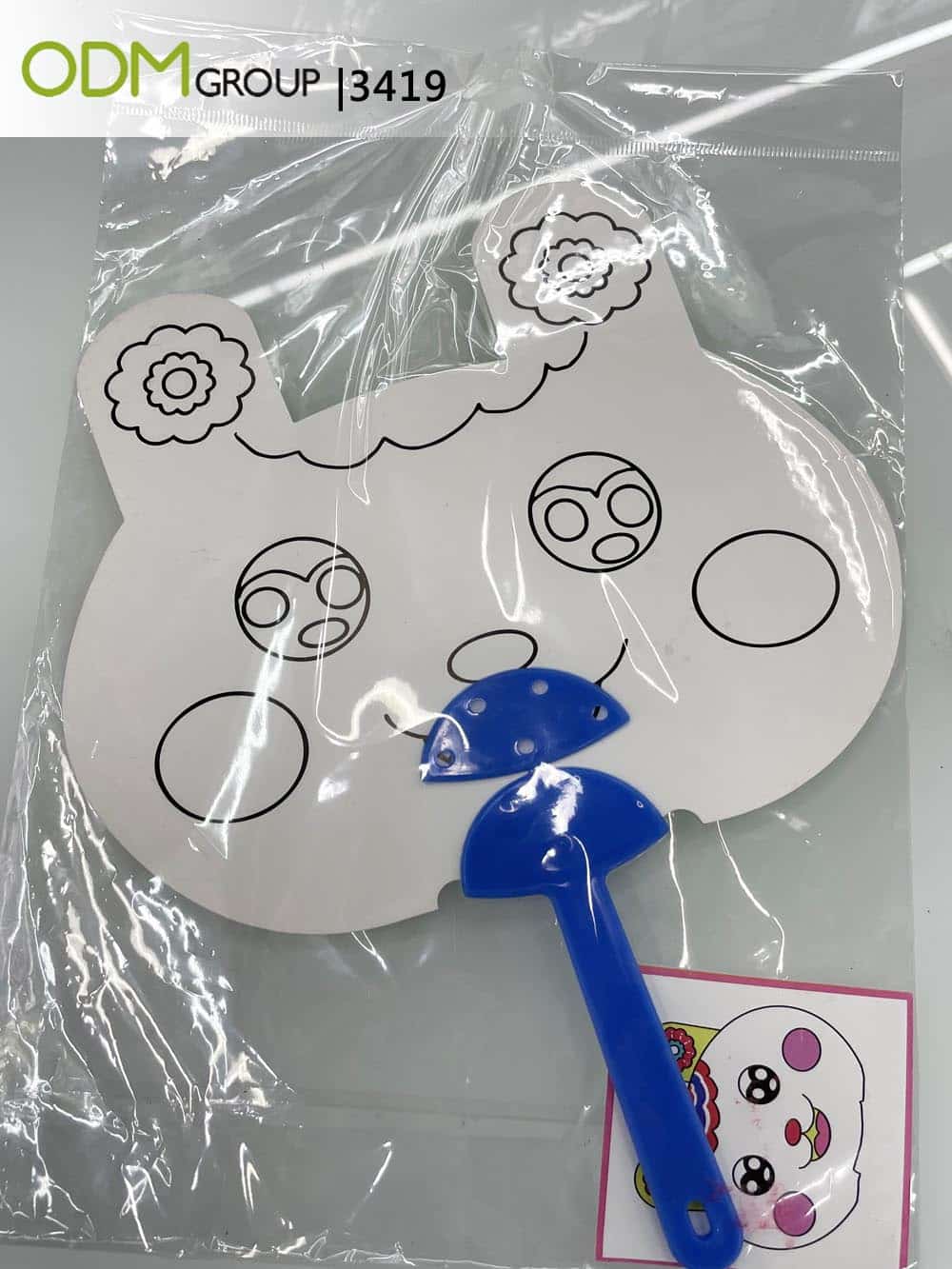 Promotional Giveaway Items for Kids: Charm them with Coloring Canvases