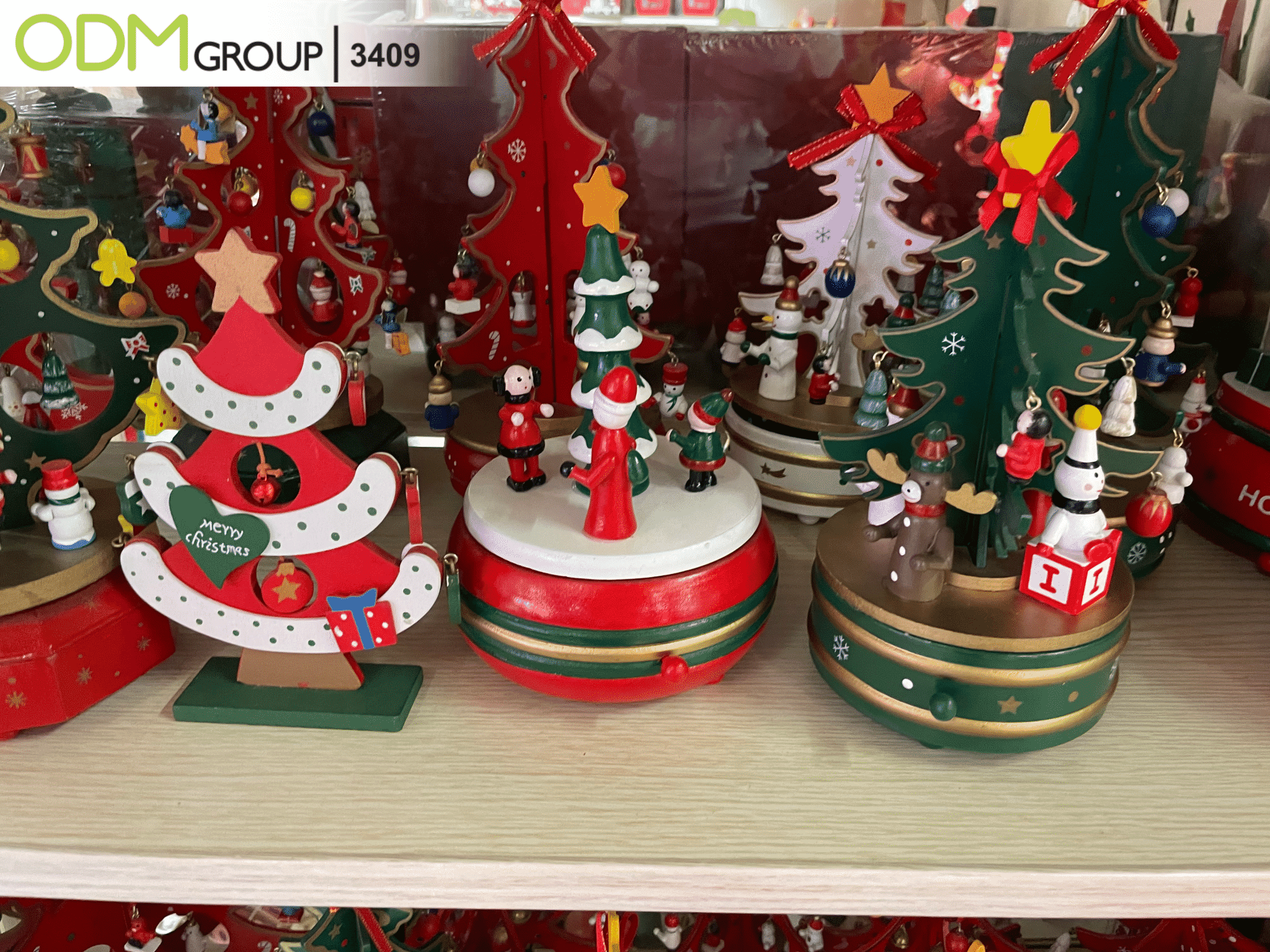 3 Mini Christmas Tree Display Ideas to Get Your Holiday Promo Rocking!
