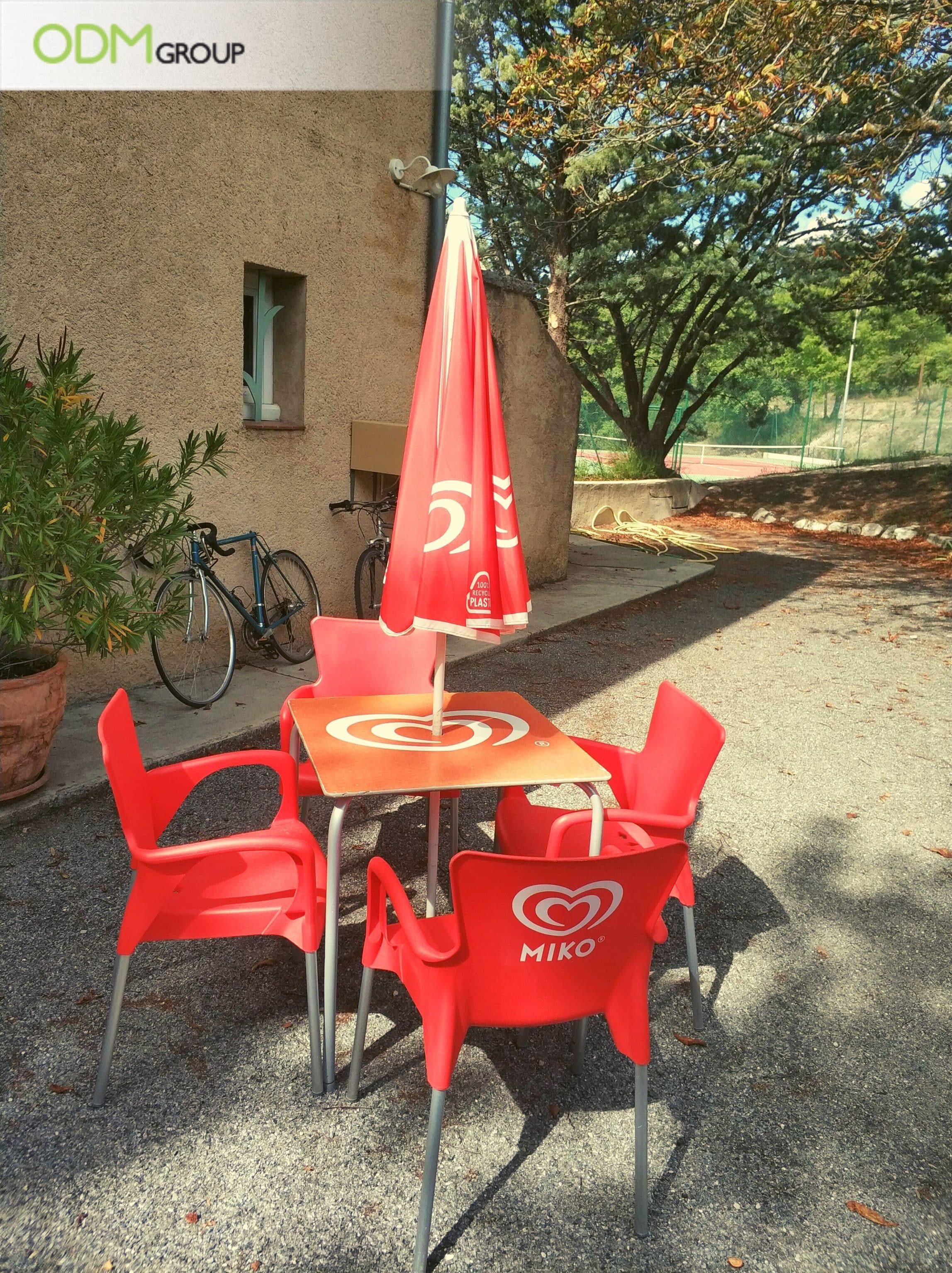 8 Reasons to Invest In Custom Patio Umbrellas for Outdoor Promotions